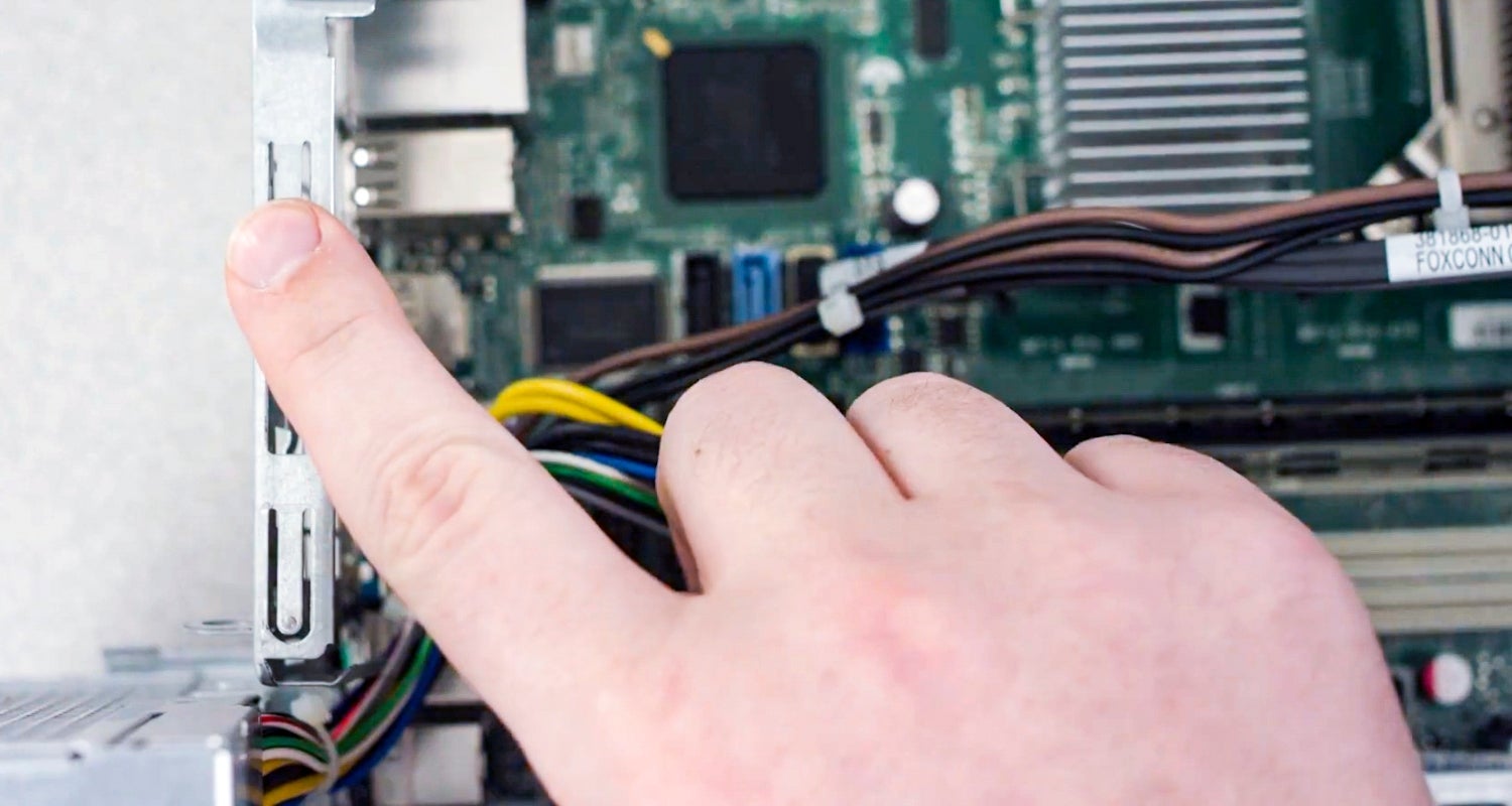 How to Upgrade and Install RAM in a Desktop Computer | Crucial IN